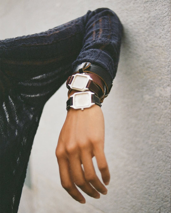 OUR LEGACY 「NO TIME WATCH STERLING SILVER BLACK STRAP」 – SISTER