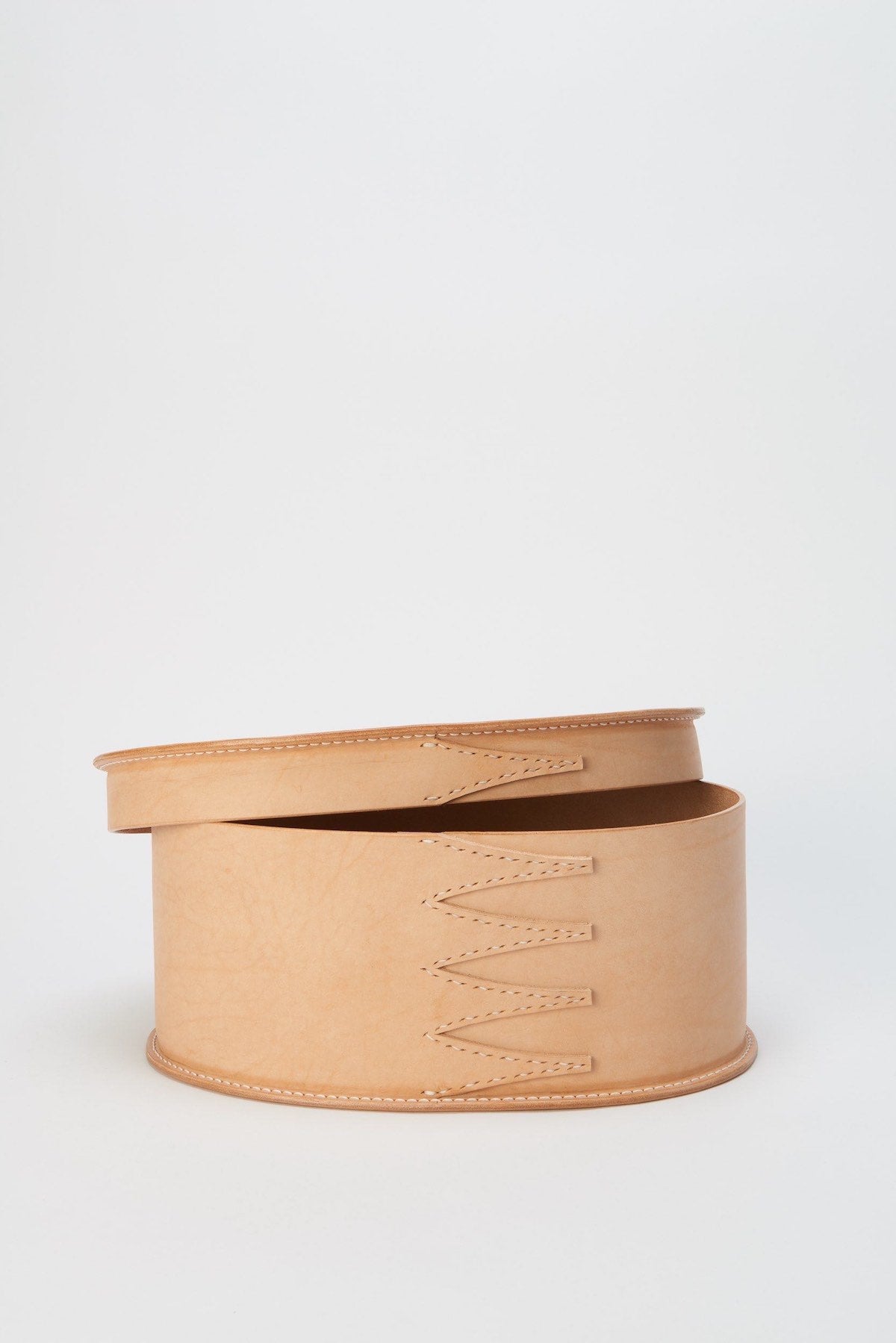 Hender Scheme「shaker oval box L」 – SISTER
